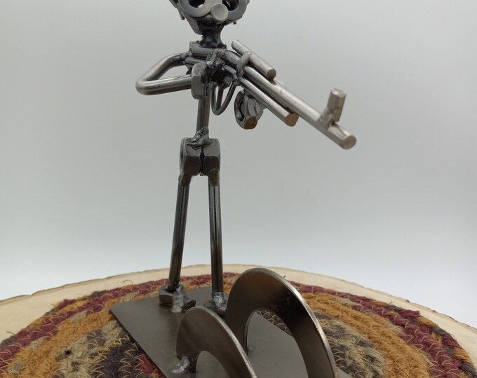 Nuts & Bolts Welded Man W/rifle Metal Art Steampunk - Etsy