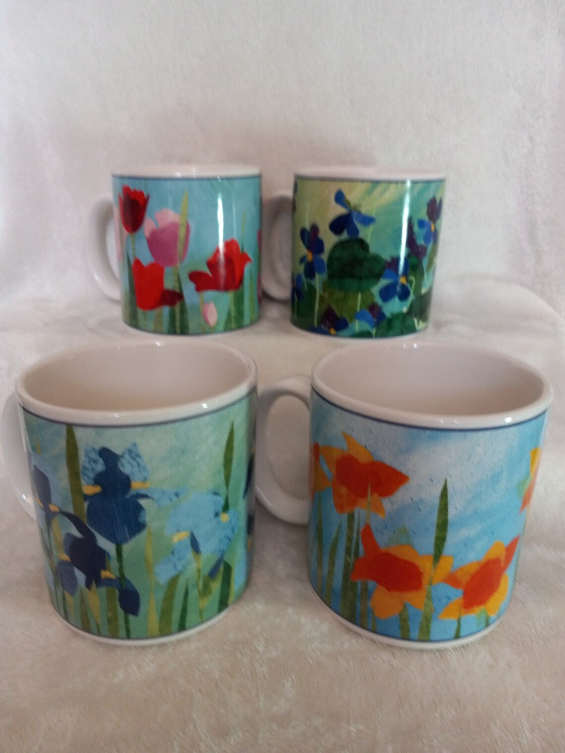 Set of 4 Stoneware Mugs the Sakura Table Paper Flowers Design | Etsy