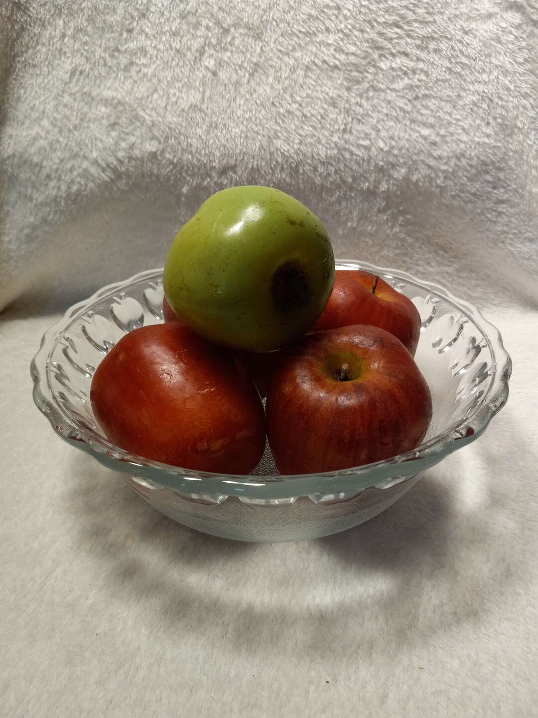 Vintage Frosted Glass Apple Serving Bowl - Etsy
