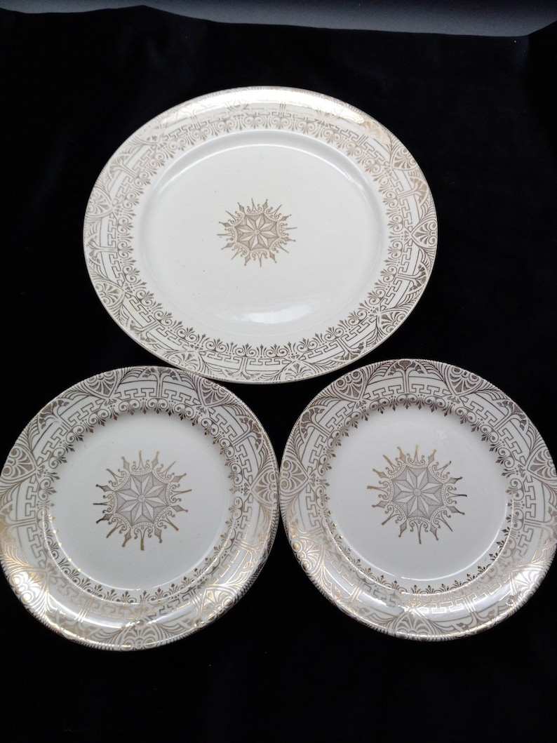 Stetson Greek Key & Shields 22K Gold. 4 Saucers and 1 Plate - Etsy