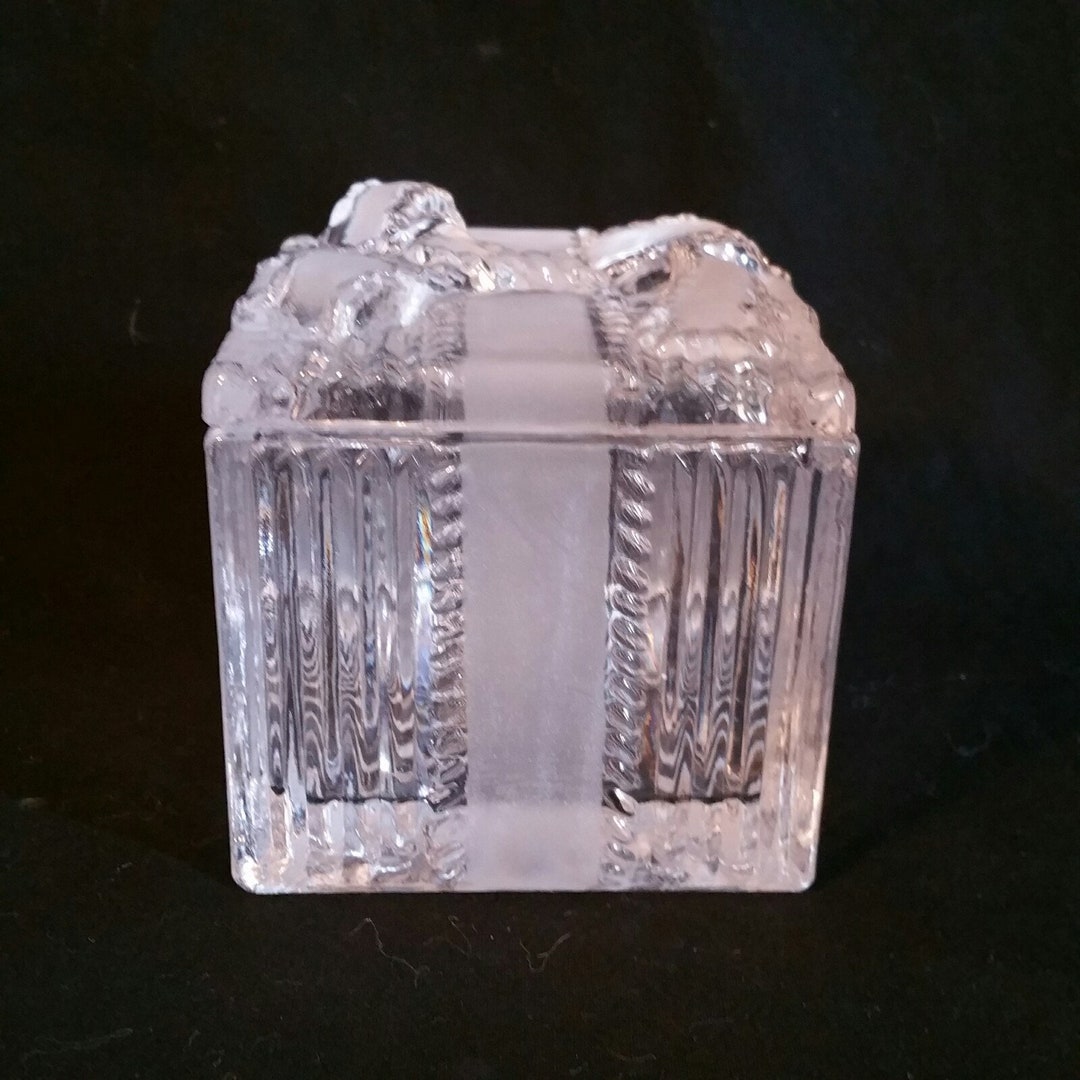 Vintage Crystal Trinket Box - Etsy