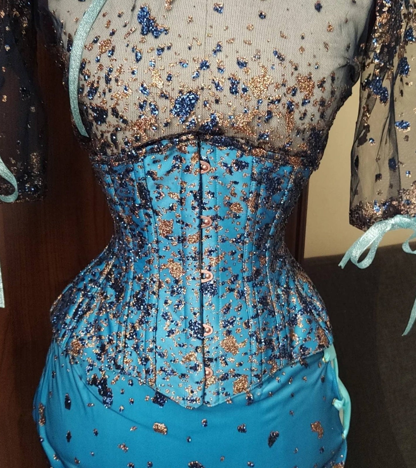 NEW Burlesque Complete Outfit, Skirt Mermaid Burlesque, Corset ...