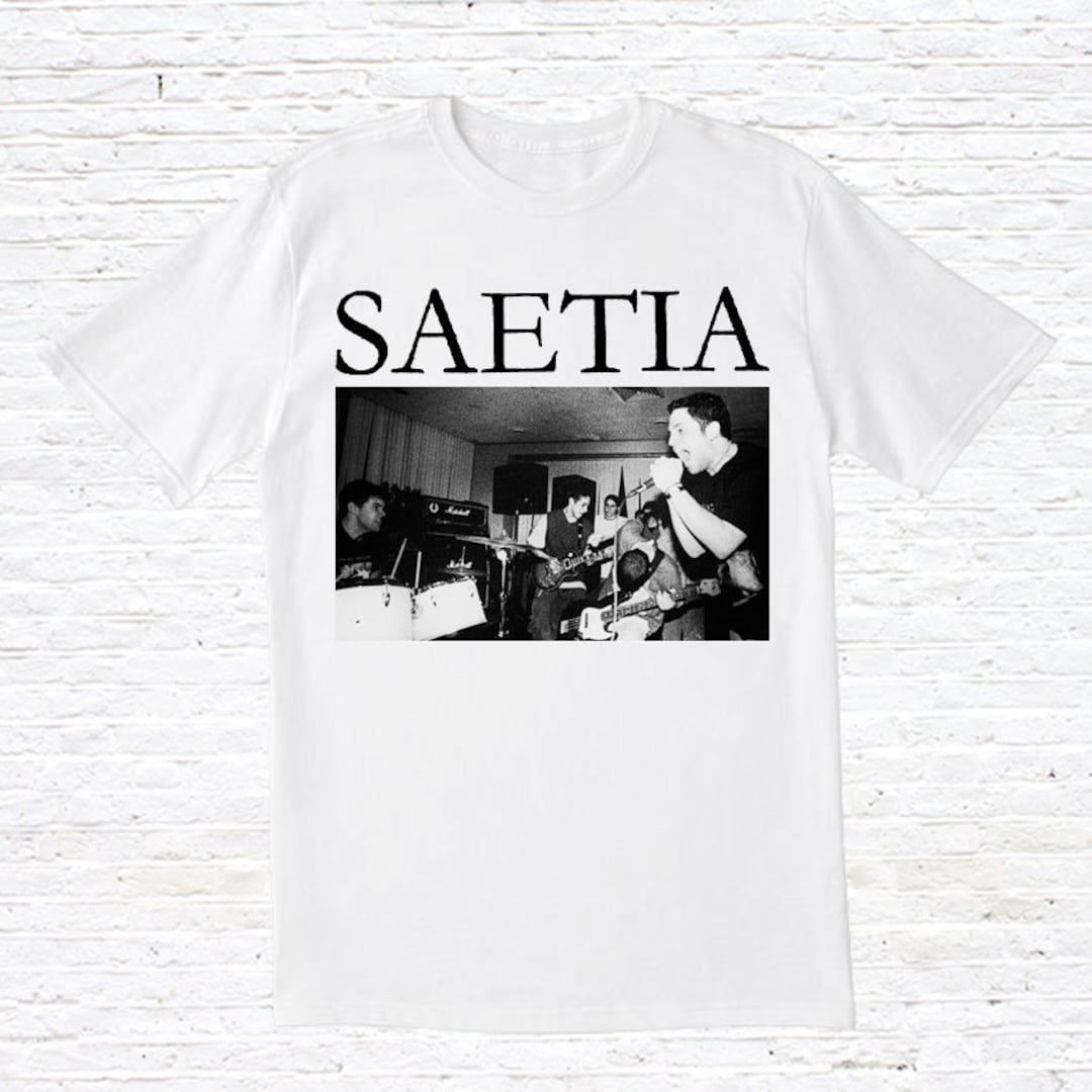 Saetia T-shirt - Etsy
