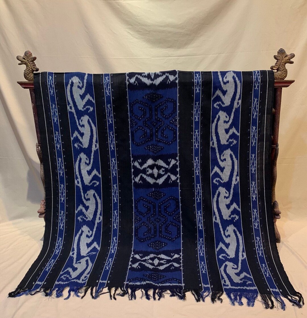 Indonesian Sumba Asmat Handwoven Tenun Ikat Natural Dye Fabric Sarong ...