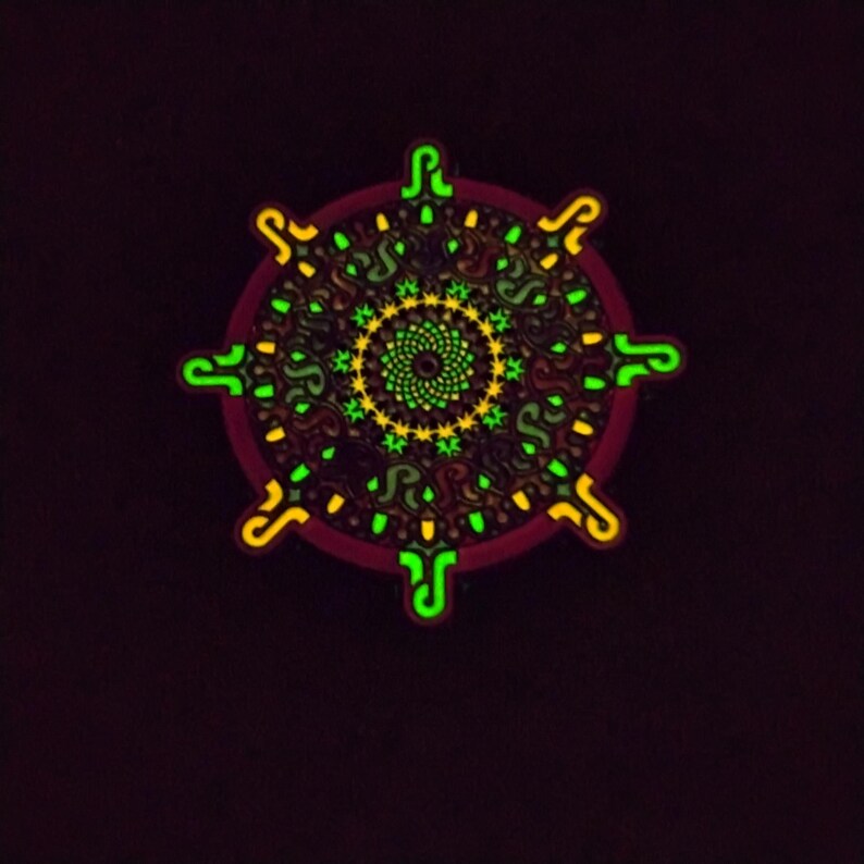LE EDM Family Mandala Enamel Glow Pin (1.5 Inch Diameter):inspired by ...