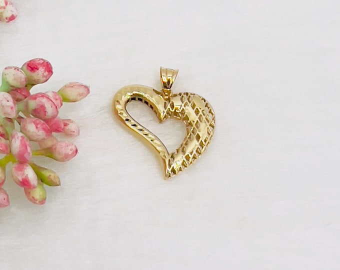 18K Real Gold Heart Pendant - Etsy