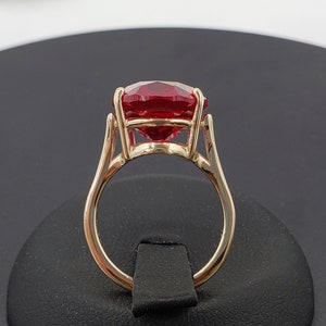 16x12mm - 20x15mm Lab-created Red Ruby Oval Cut, 4-prong Solitaire Ring ...