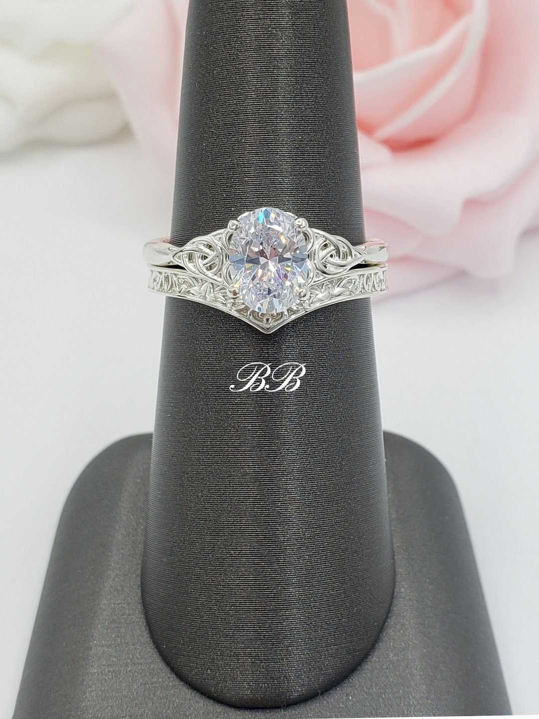 8x6mm Oval Cut Celtic Ring With V Contour Curved Wedding Band, 925 ...