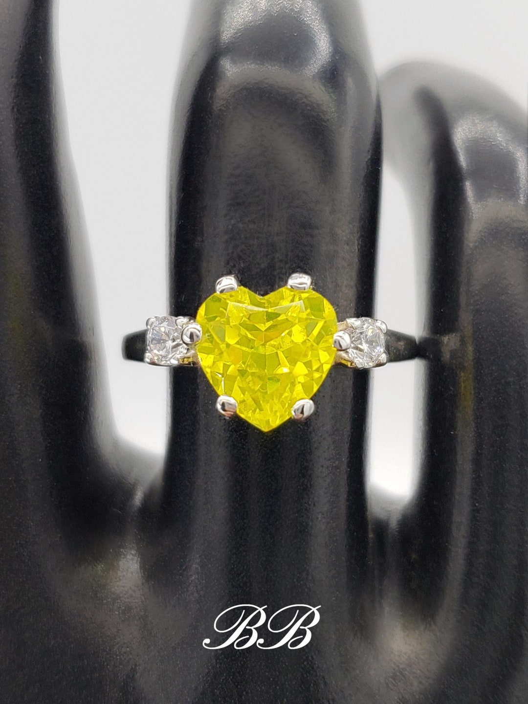 8mm YAG Heart Cut, Lab Created Yellow Yttrium Aluminum Garnet, UV Glow ...