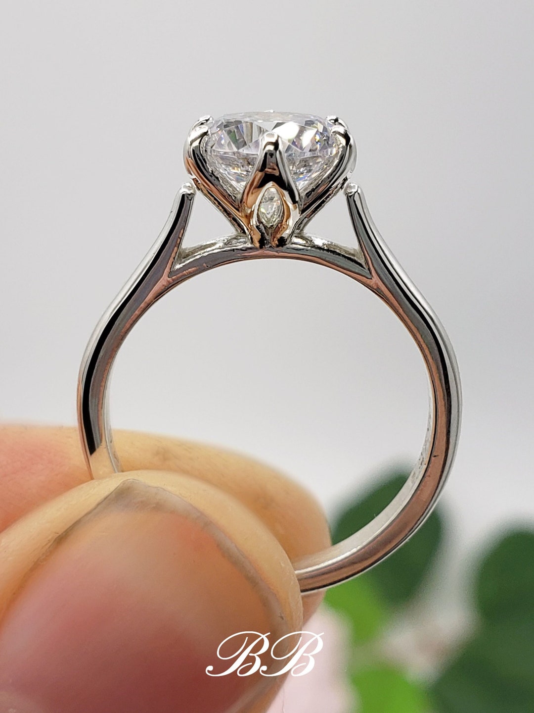 6mm-8mm Round Cut, 6-prong, Floral Inspired Solitaire Engagement ...