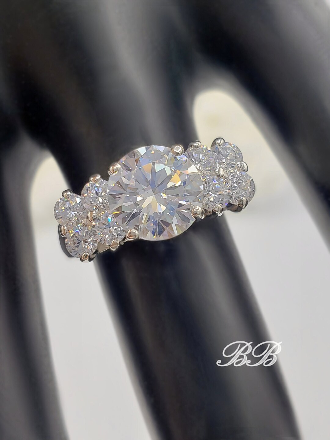 8MM Round Wide Band Pyramid Multi-stone Cluster Engagement Wedding ...