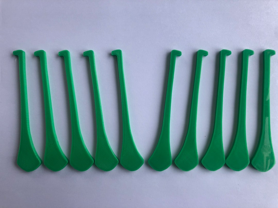 10 Miniature Green Plastic Hurleys, GAA Gift. 4 Inches Long by C3mm ...