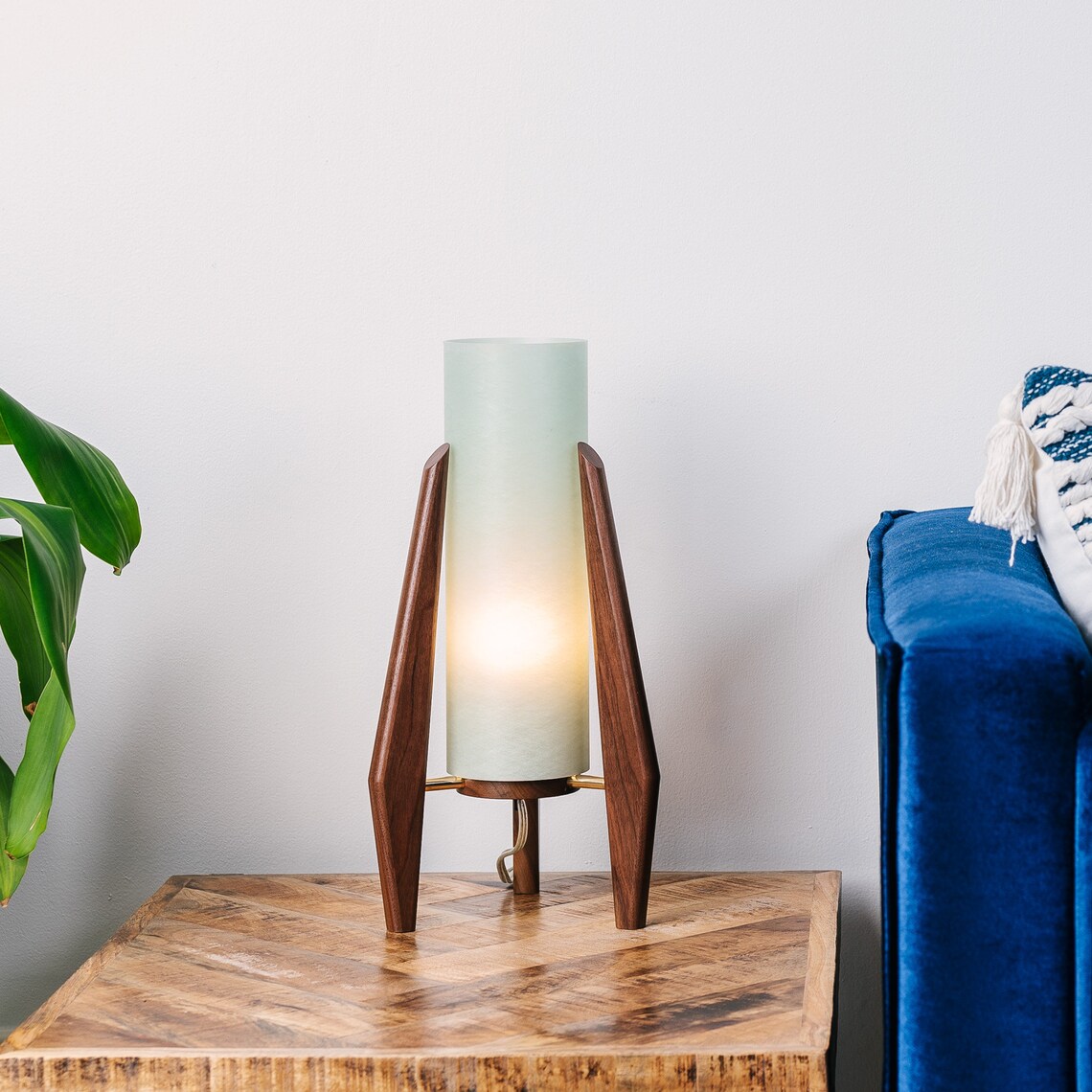Mid Century Modern Lamp - Etsy