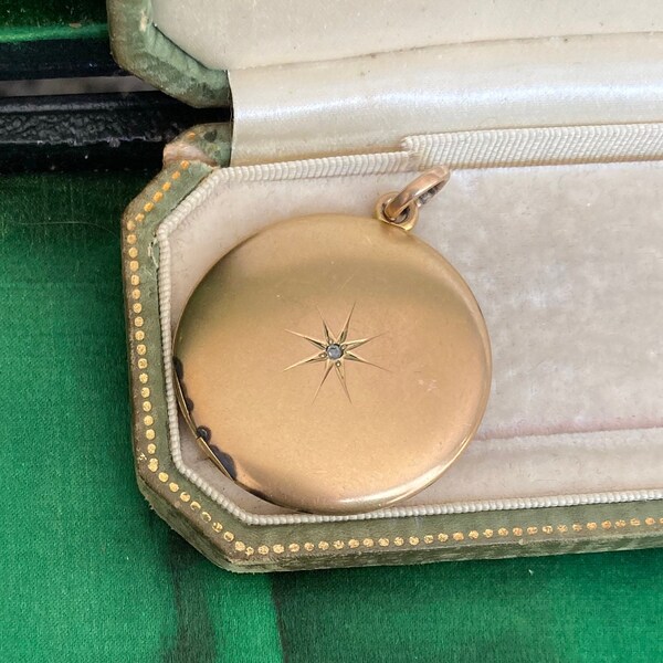 Antique Locket - Etsy