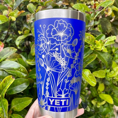 20oz 360 Snowflake Design Laser Engraved on a Yeti Tumbler - Etsy