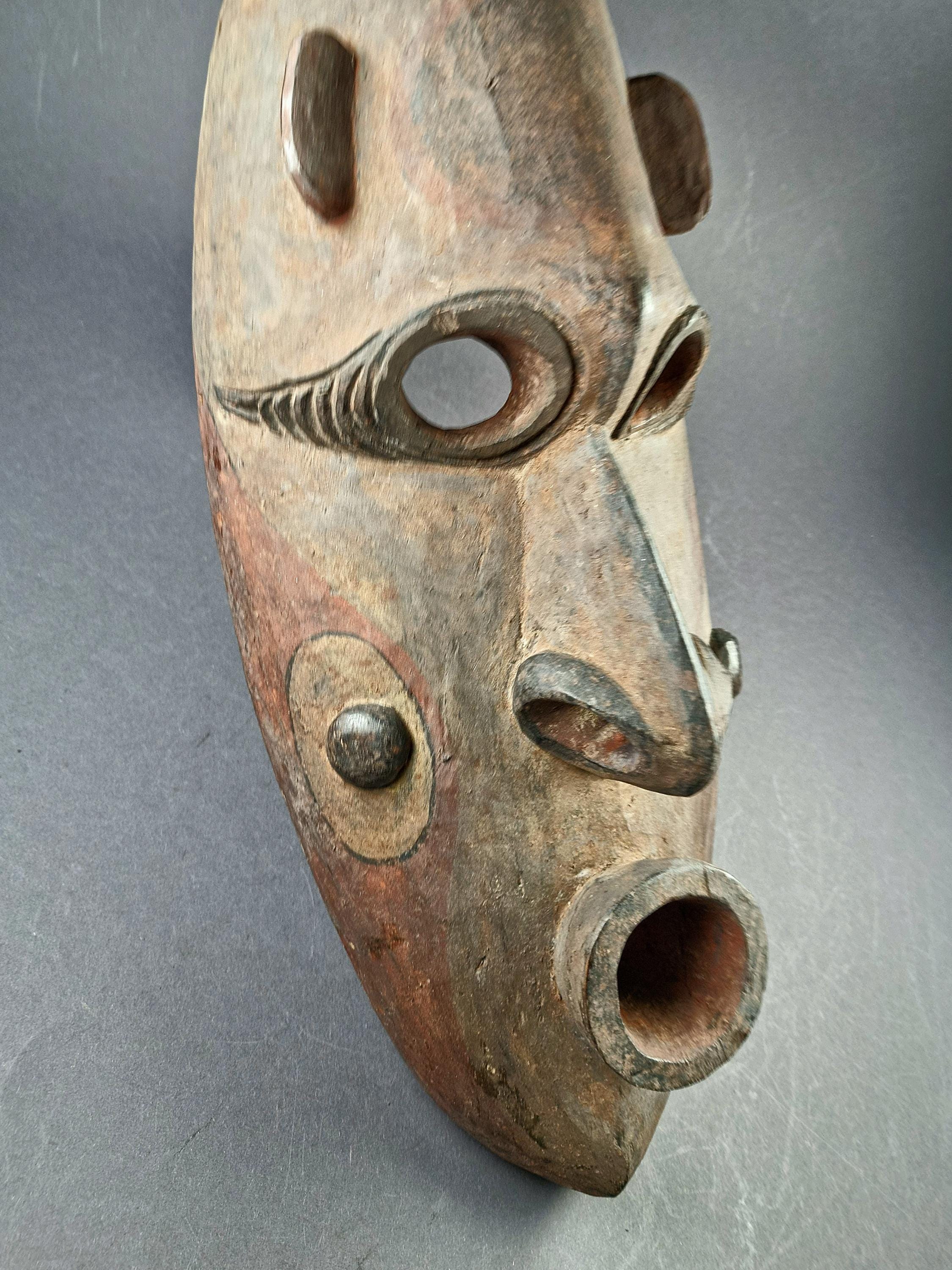 Old PAPUA Canoe Shield Mask From a War Canoe in TAMBANUM * New Guinea ...