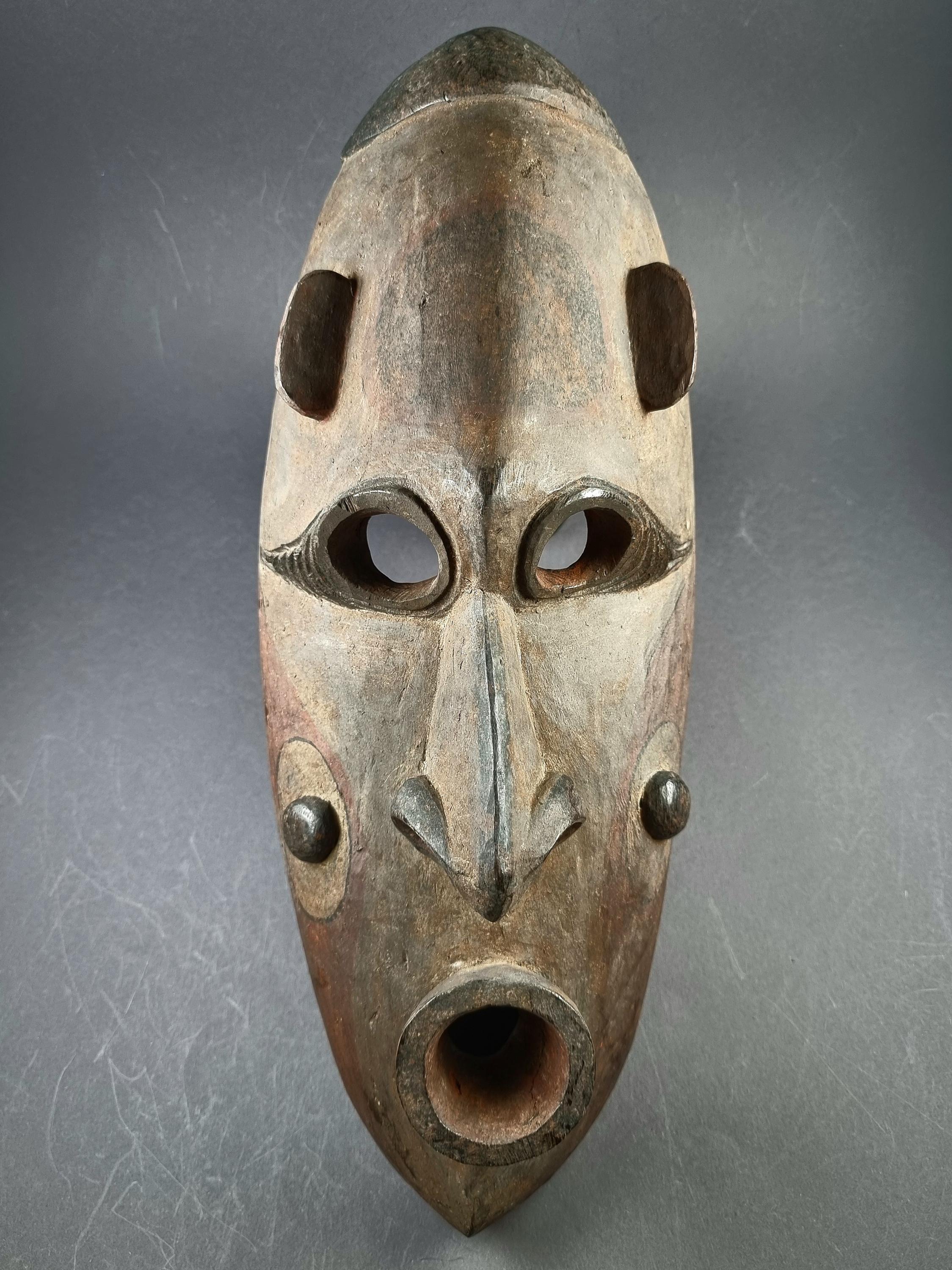 Old PAPUA Canoe Shield Mask From a War Canoe in TAMBANUM * New Guinea ...