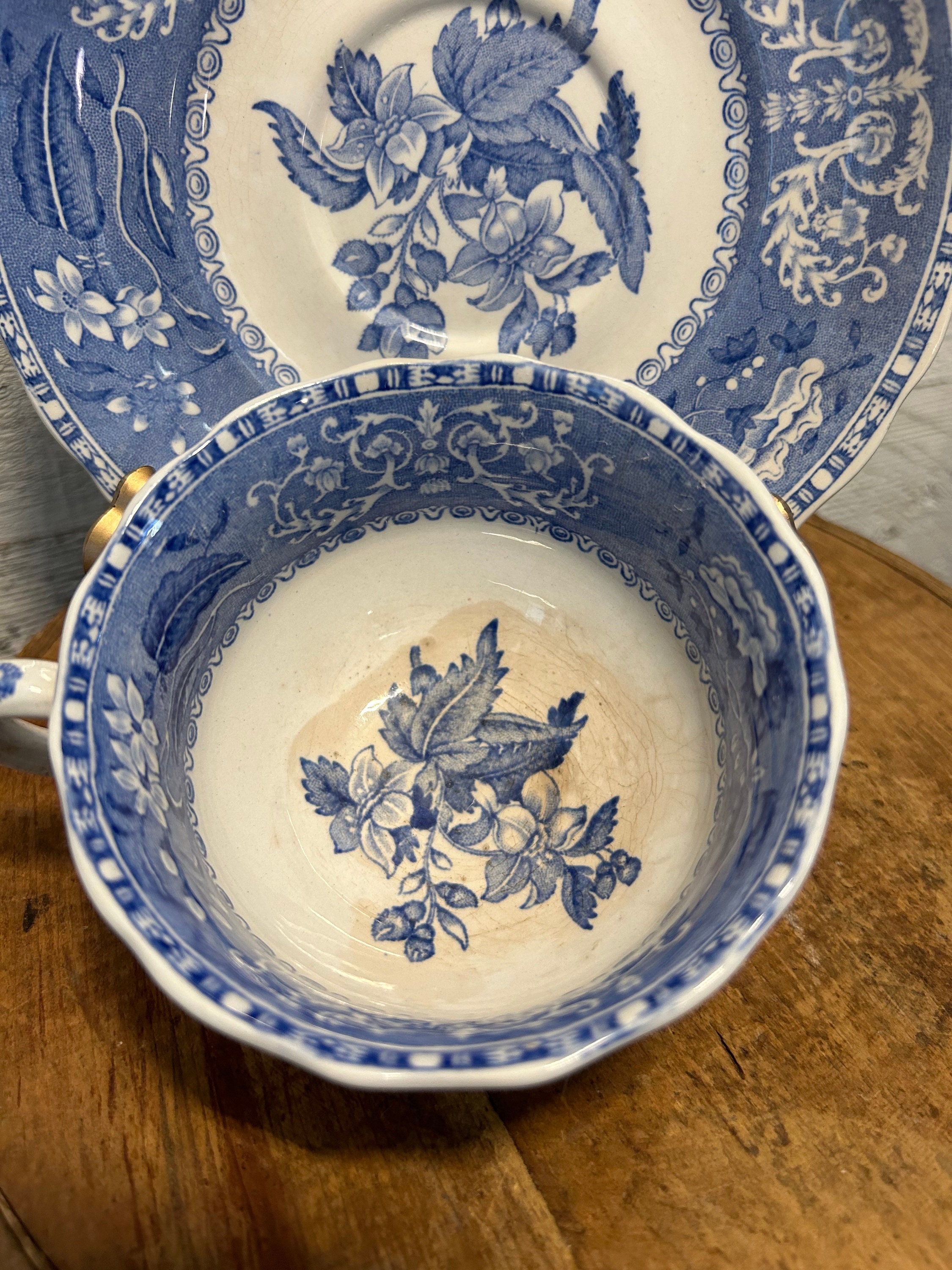 Spode Copeland Vintage 1950s Copeland Earthenware Blue Camilla Teacup ...
