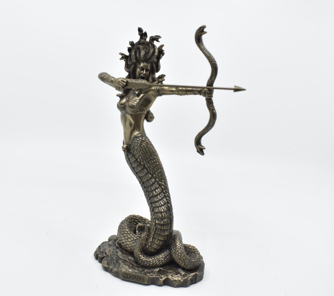 Medusa Statue, Medusa Greek Mythology Snakes Goddess Shooting Arrow ...