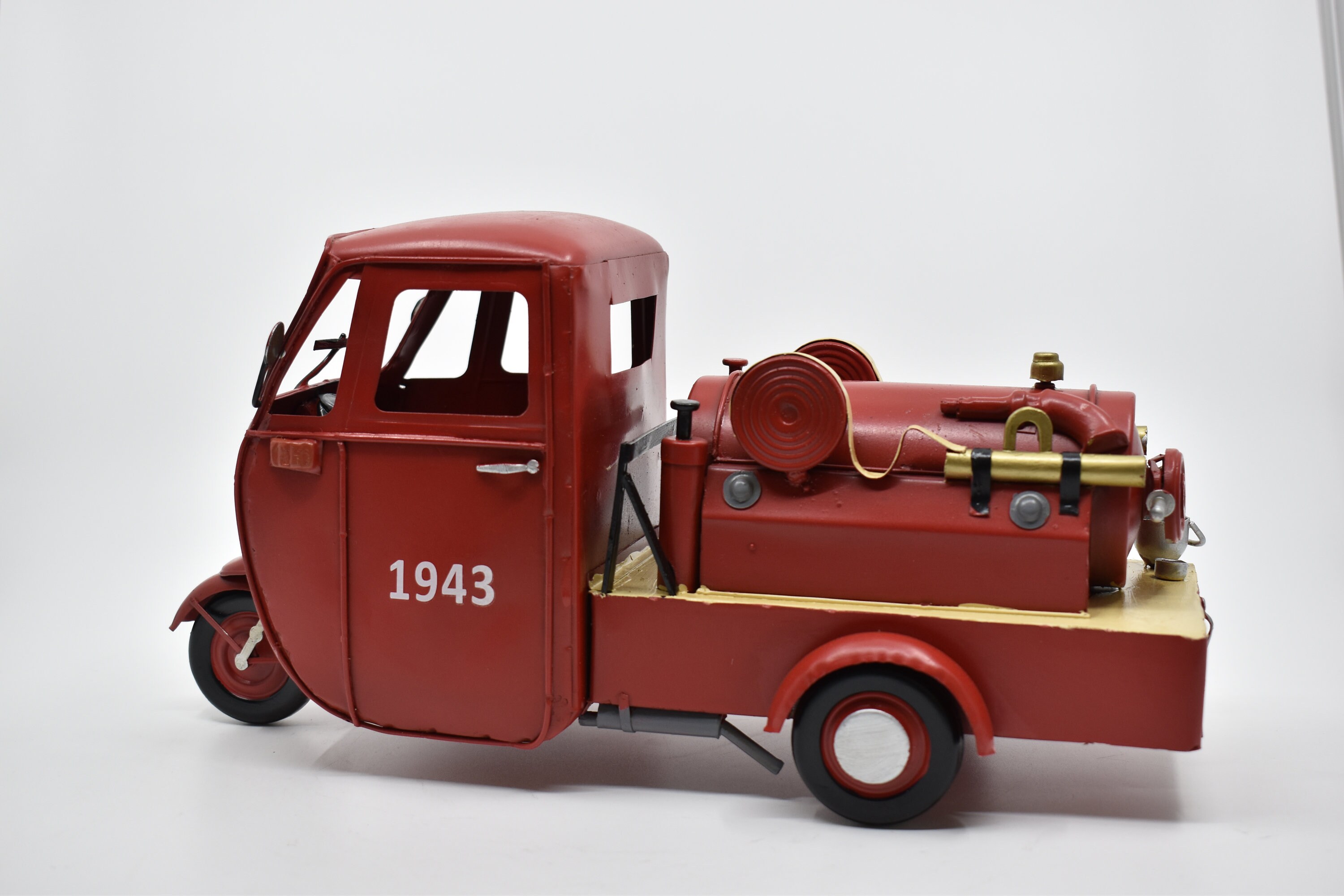 Vintage 1943 Fire Engine Metal Model Industrial Home - Etsy