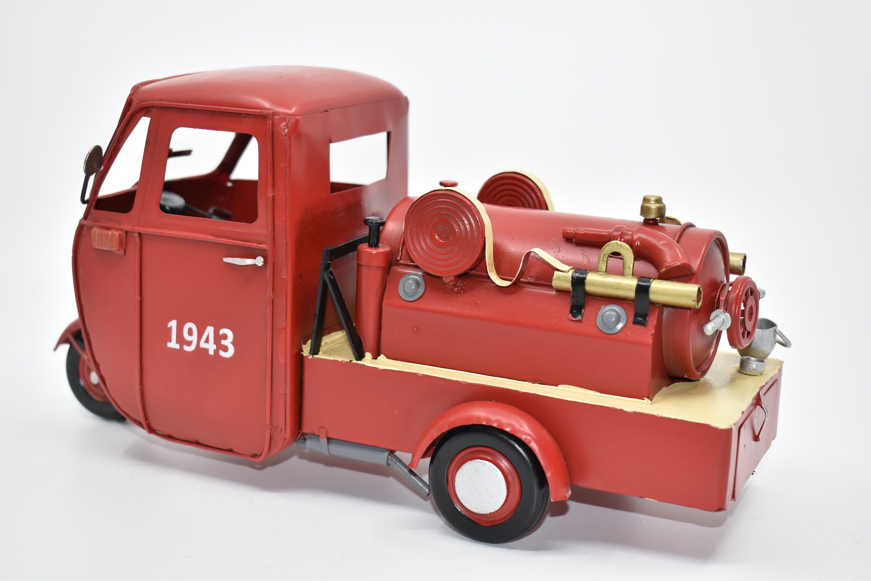 Vintage 1943 Fire Engine Metal Model Industrial Home - Etsy