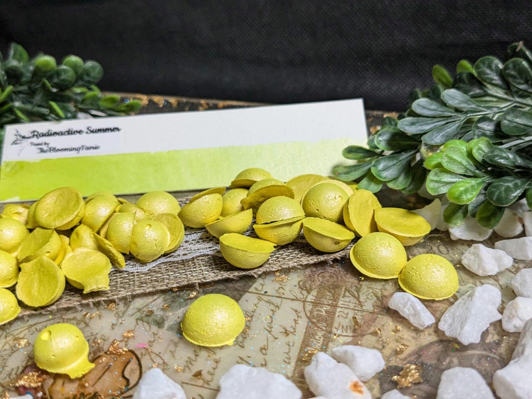 Radioactive Summer Neon Yellow Shimmer Watercolor Paint - UV Reactive ...