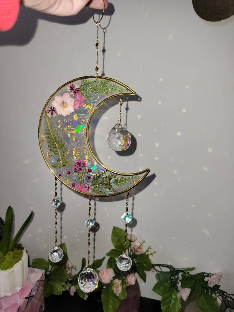 Pressed Floral Crescent Moon Suncatcher / Rainbow Maker / Lightcatcher ...