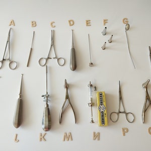 RARE MEDCIAL ANTIQUE Equipment - Medical Supplies Glass Syringe Vintage ...