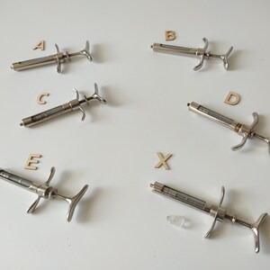 RARE RRR Vintage Medical Tool 2 Ml Glass Syringe 1 Pc Metal Antique Old ...