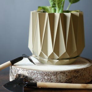 The Estrella Planter in Desert Tan - Drainage Hole and Tray - Modern ...