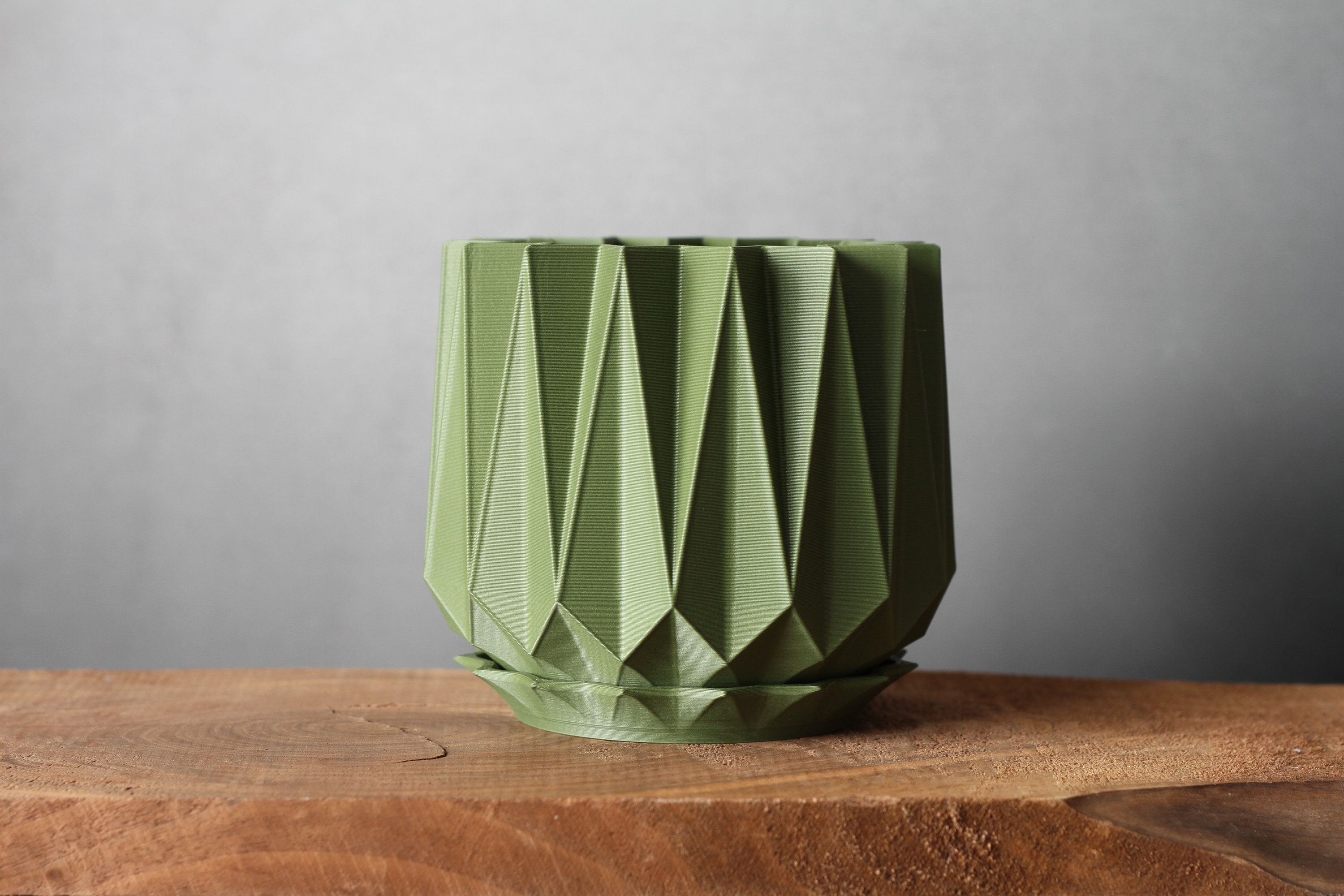 The Estrella Planter in Dark Green - Drainage Hole and Tray - Modern ...