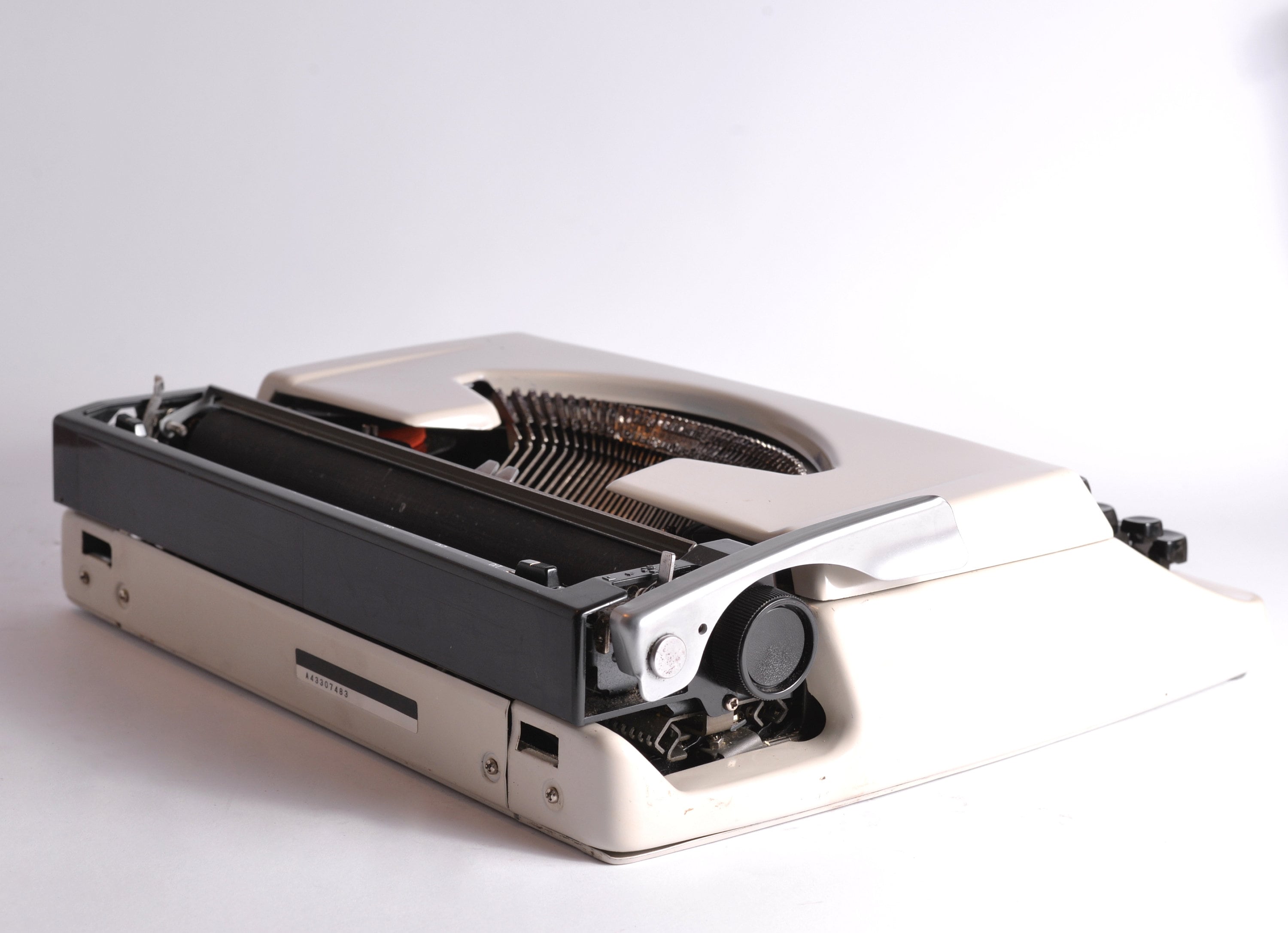 Sears Correction - 1983 - Portable / Vintage Typewriter - Made in Japan ...