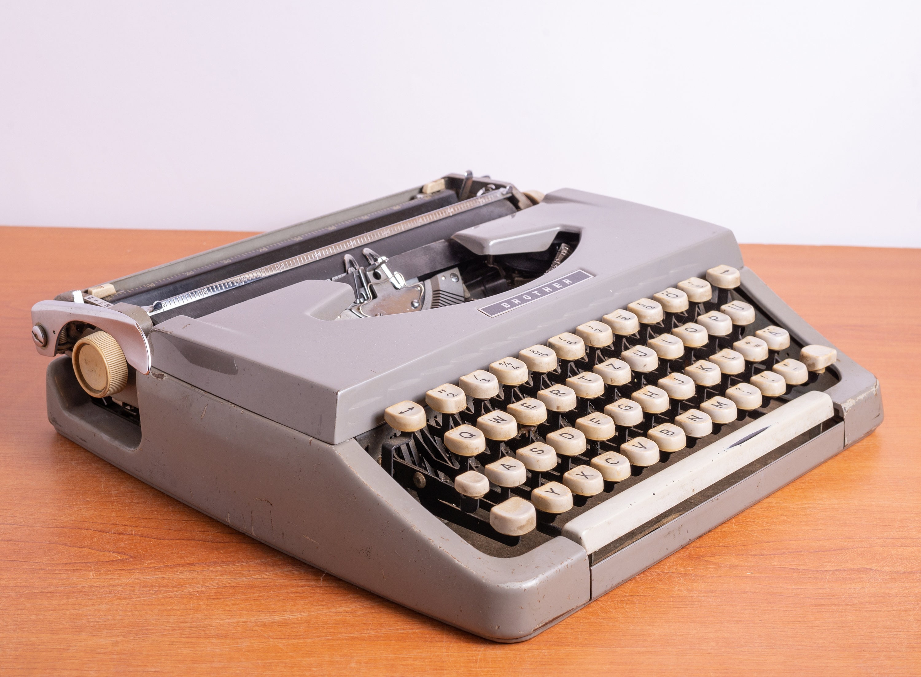 Brother Vintage Typewriter Good Working Condition Made in Japan 1960's ...