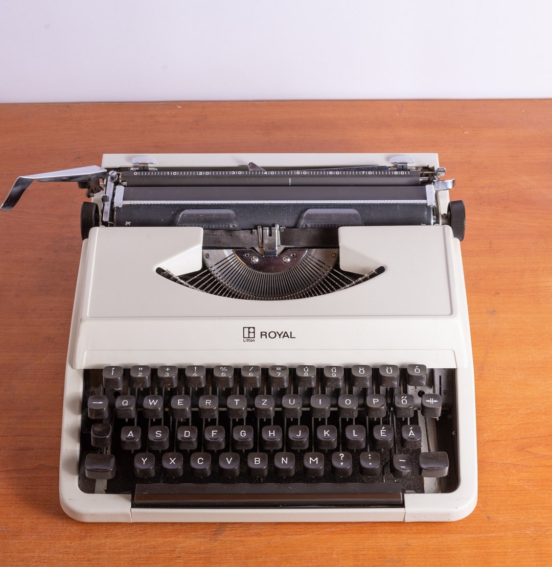 Royal Litton - Typewriter - Silver Seiko - 1970's - Rare - Made in ...