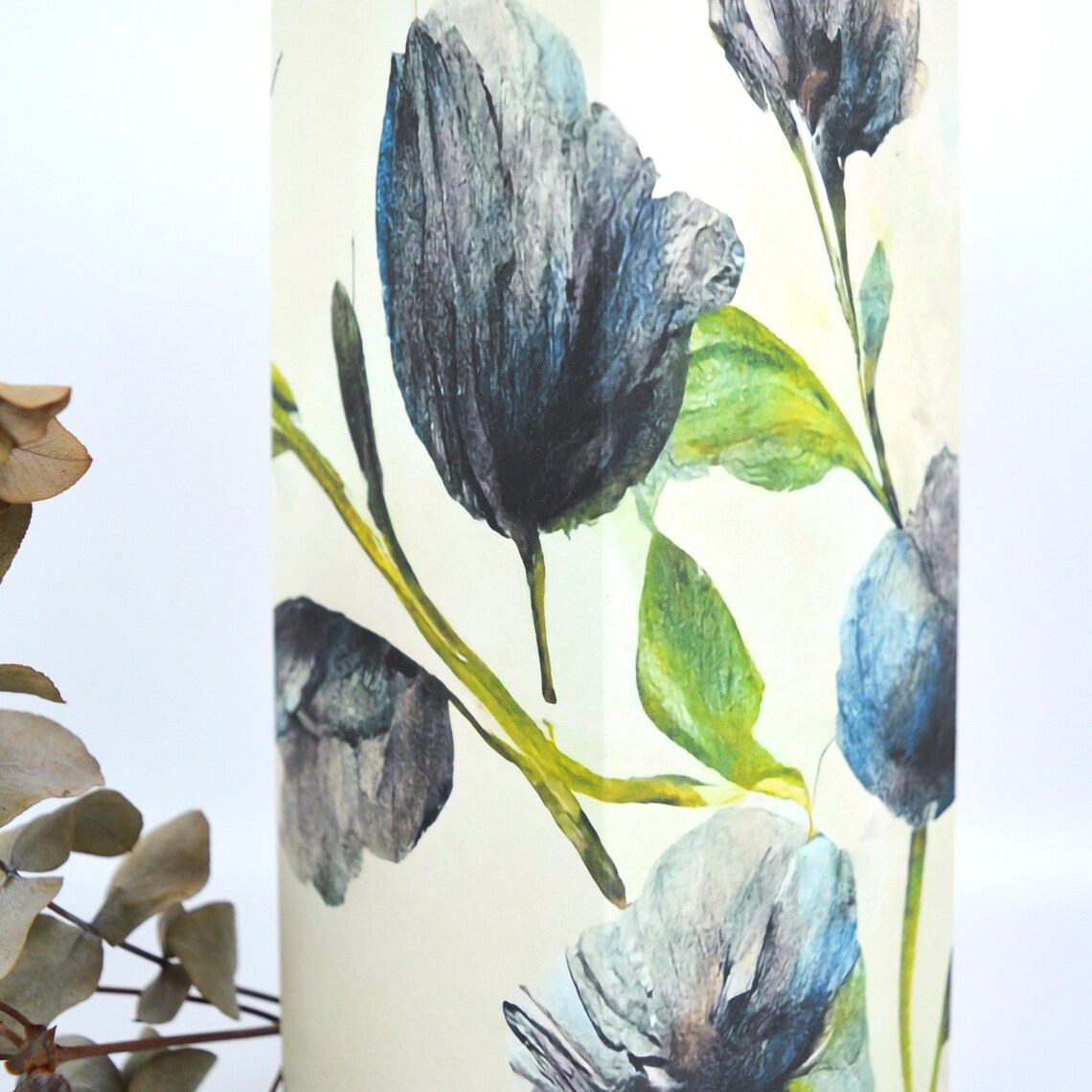 Japanese Paper Lamp, Japanese Home Decoration. Modern Recycled Paper ...