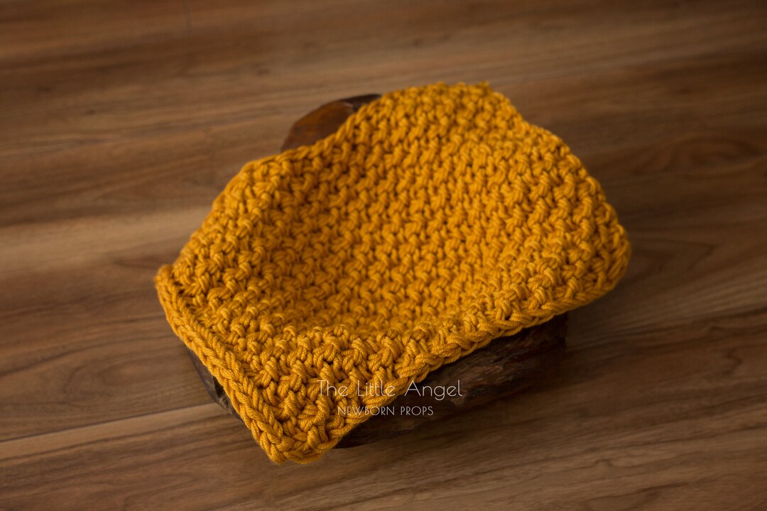 RTS PEPE Chunky Newborn Blanket, Doubled Knitted Chunky Blanket, Hand ...