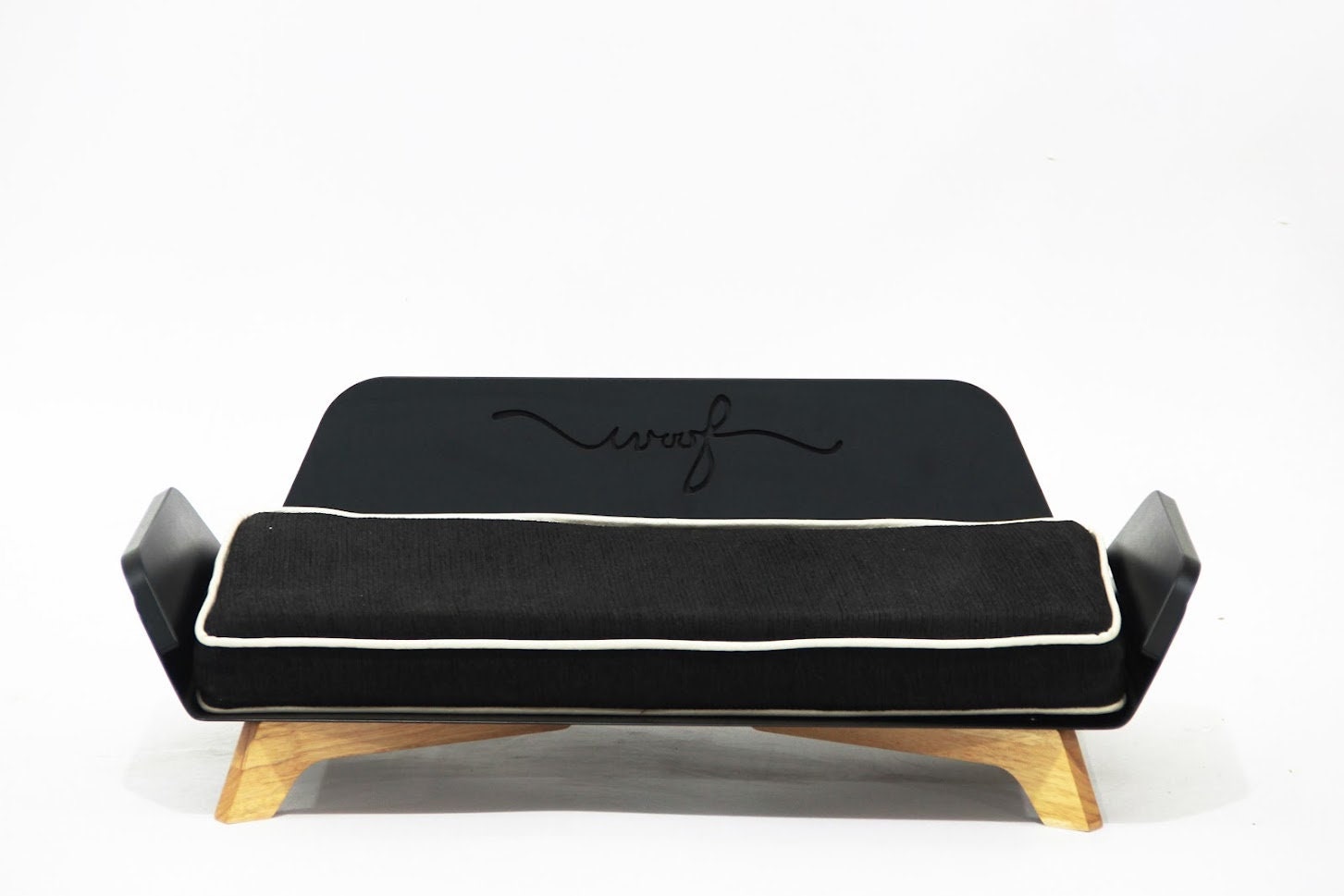 VOOF Black Luxury Dog Beds/ Sofa, Pure Pinewood Legs, Memory Foam ...