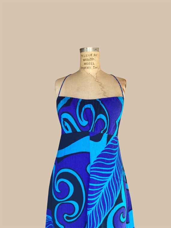 1960s/70s bark cloth Hawaiian dress halter blue black… - Gem