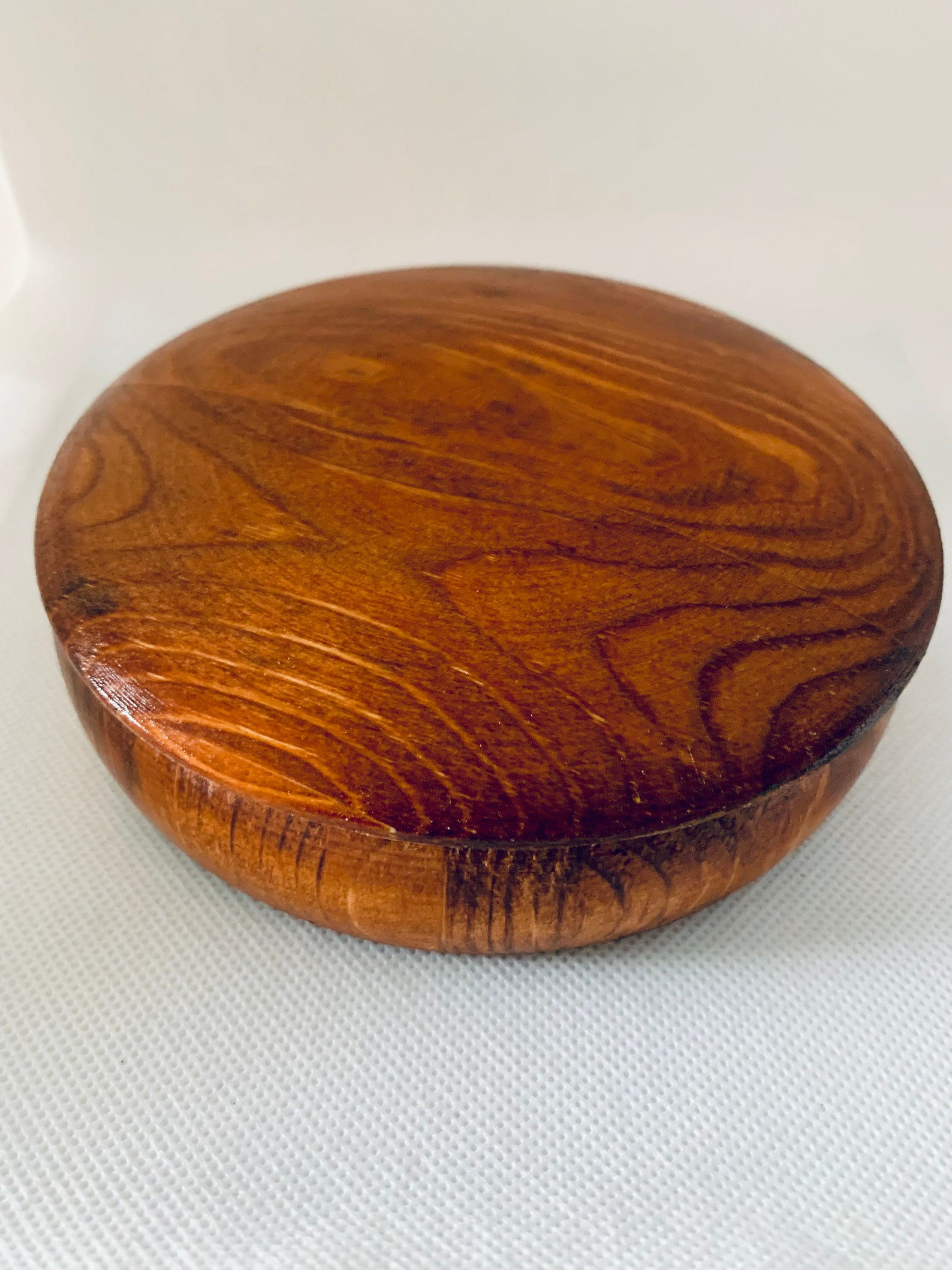 Small Cherry Wood Round Box With Lid - Keepsake Organizer - Etsy