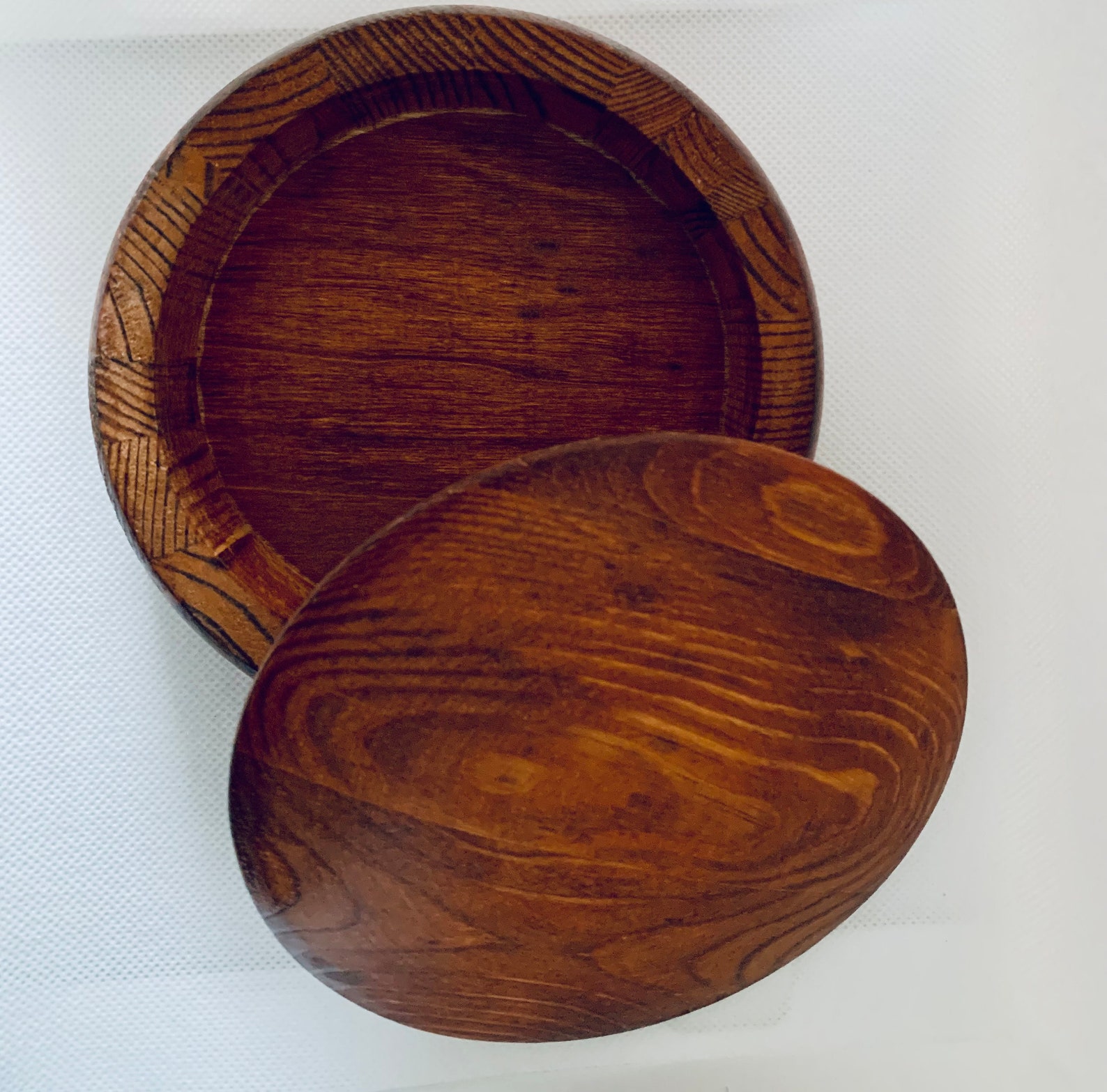 Small Cherry Wood Round Box With Lid Keepsake Organizer - Etsy