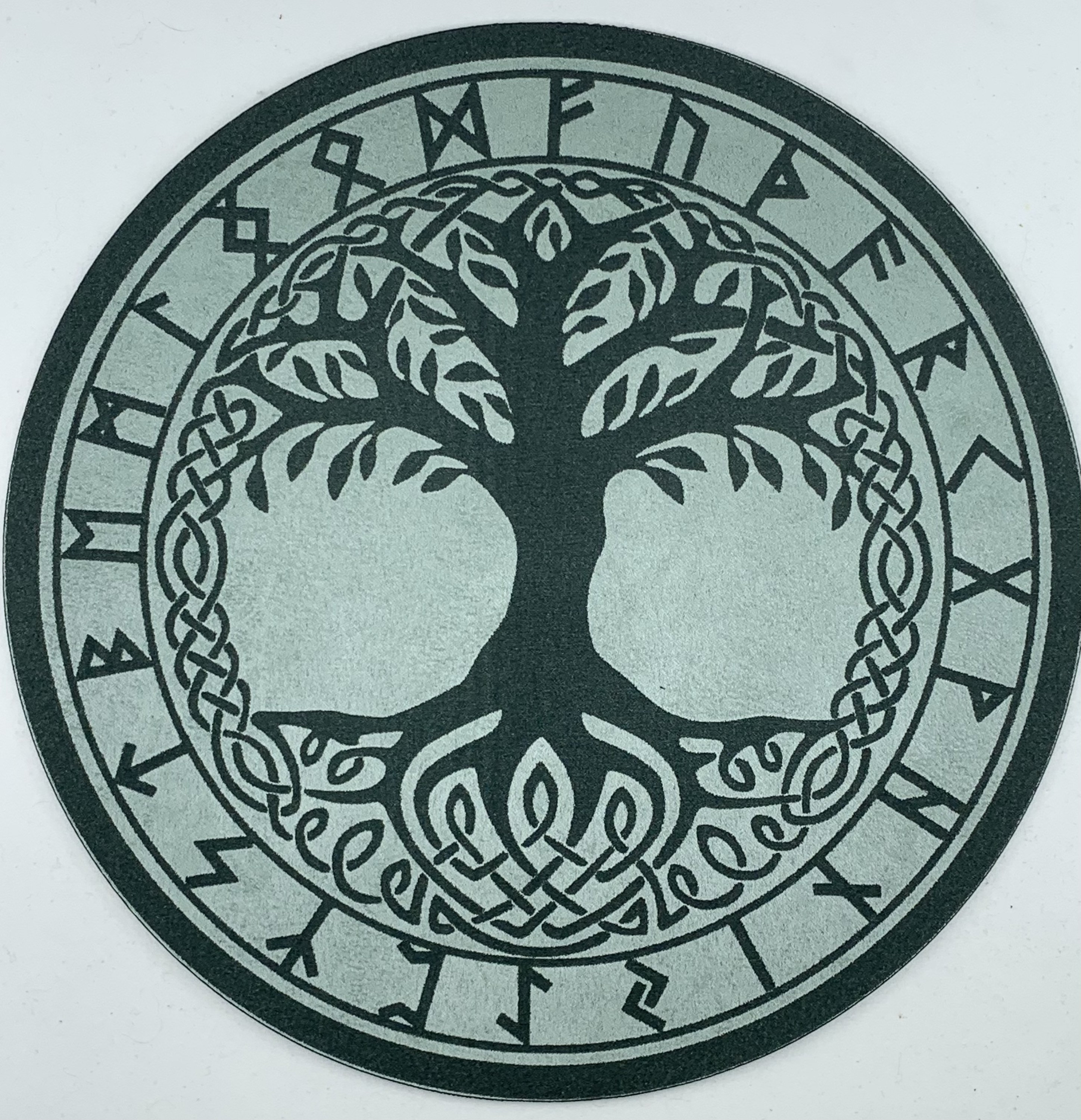 Yggdrasil Rune