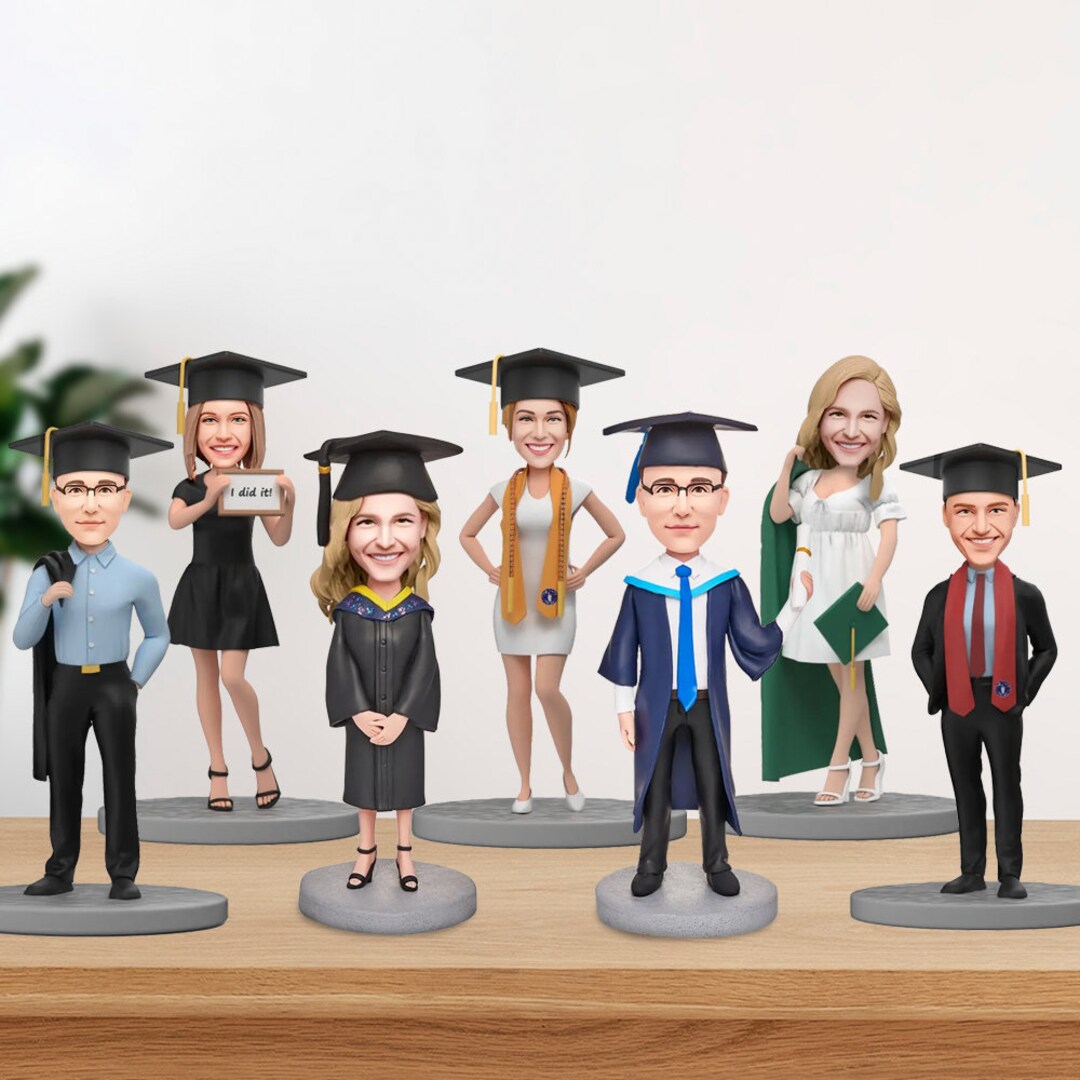Custom Bobblehead Figurines Graduation Gifts, Custom Graduation Gift ...