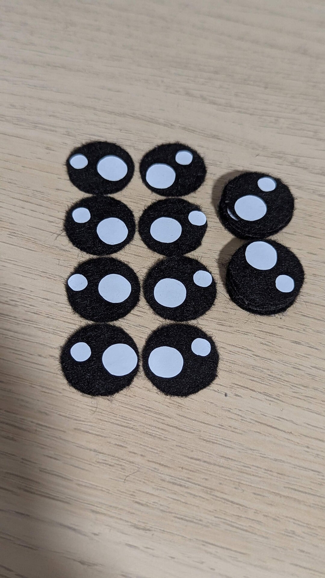 6 PAIRS Simple Print Round Felt Eyes 2.5cm Safety Eyes Aussie Made Bulk ...