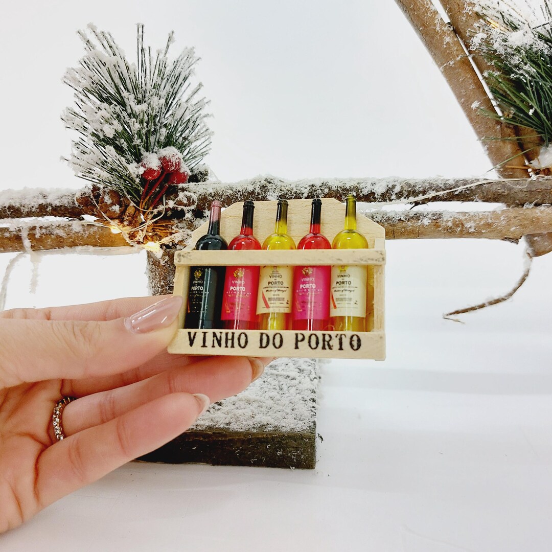 Porto Wine Magnet / Wine Lovers / Portugal Save the Date / Portugal ...