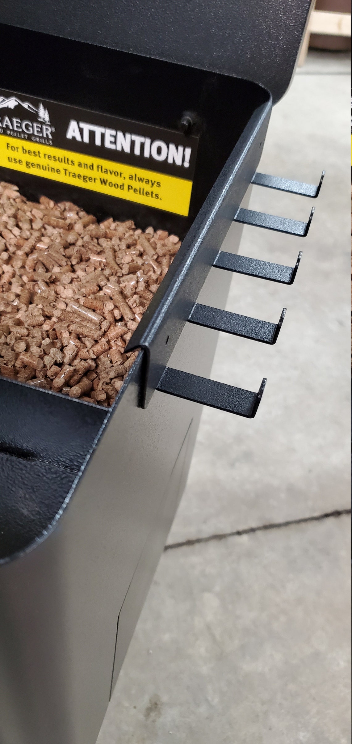 BBQ Grill Pellet Smoker Utensil Accessory Holder, Fits Traeger Models ...