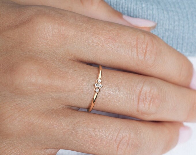 Minimalist Diamond Ring - Etsy
