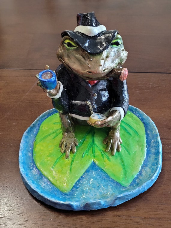 Gangster Cigar Smoking Toad Ashtray - Etsy UK