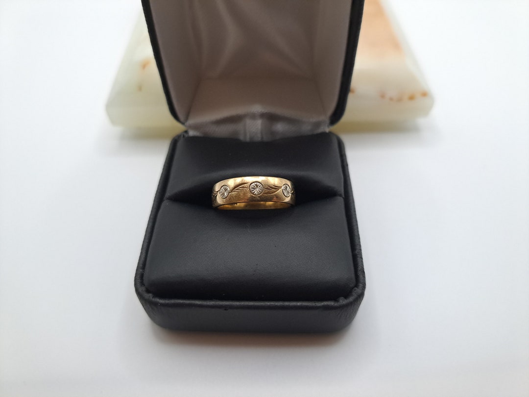 Vintage Siffari 10K Gold Band Ring 7 - Etsy
