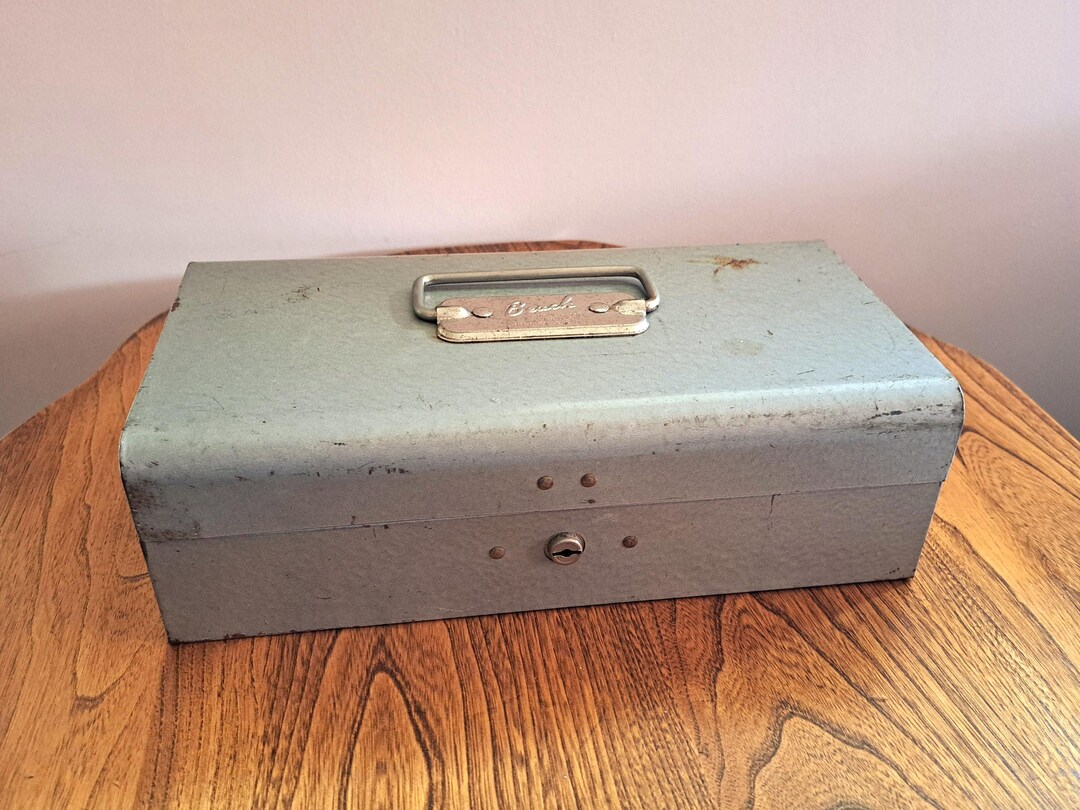 1950's Beach Industries Vintage Metal Tool Box - Etsy
