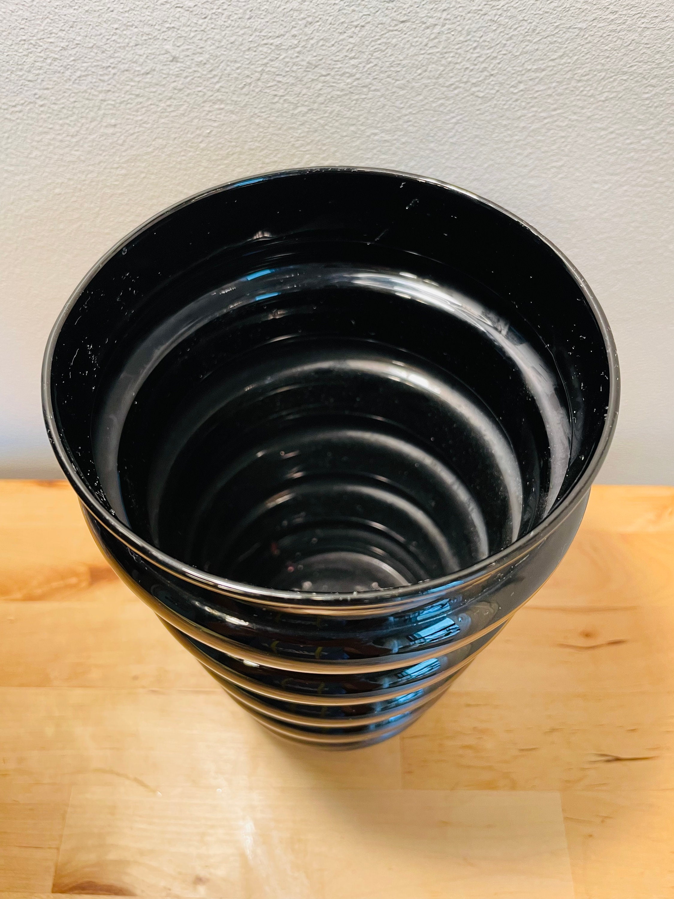 Vintage Deep Amethyst Ribbed Glass Vase - Etsy